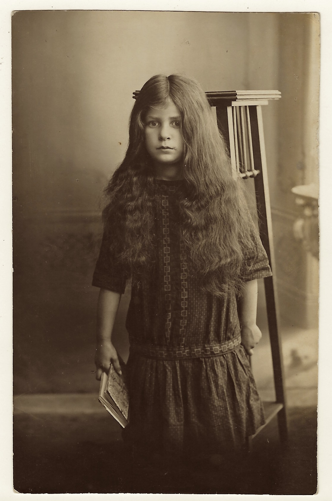 PRETTY LITTLE FRENCH GIRL WITH LONG HAIR (VINTAGE REAL PHOTO POSTCARD ...