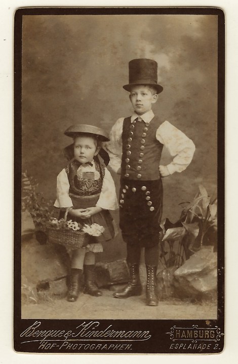 Photographer: Kindermann | THE CABINET CARD GALLERY