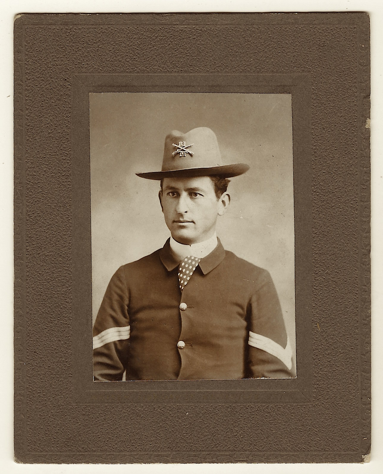 PORTRAIT OF A U.S. CAVALRYMAN OR INFANTRYMAN IN KNOXVILLE, TENNESSEE ...