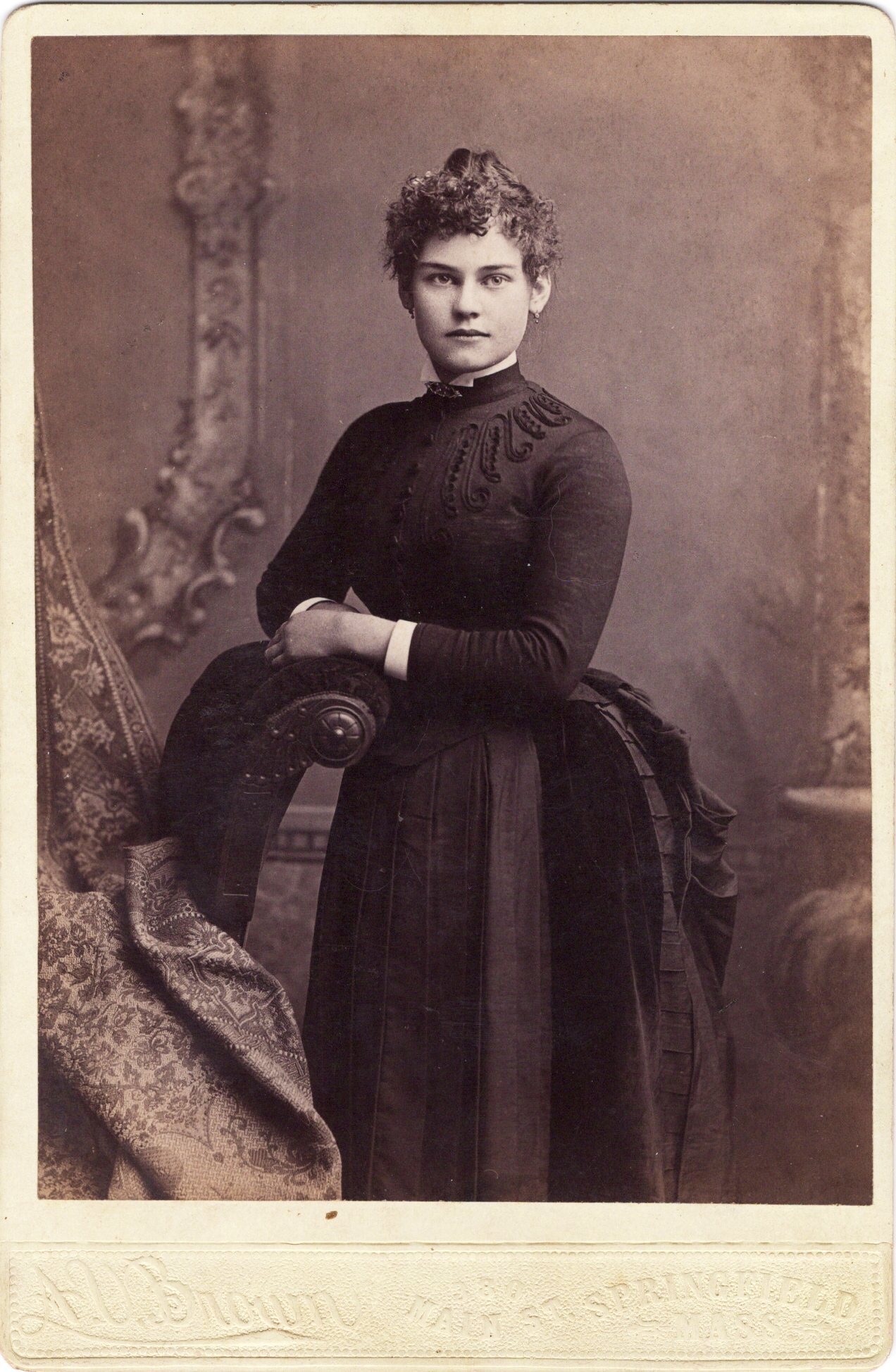 Photographer: Brown (A.V.) | THE CABINET CARD GALLERY