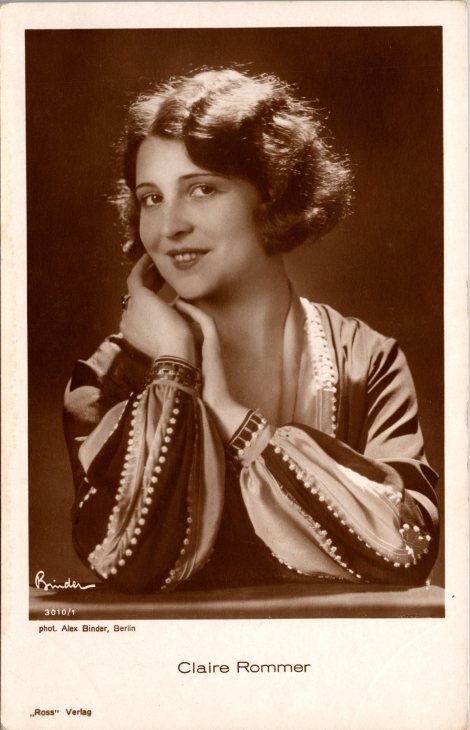 Photographer: Binder | THE CABINET CARD GALLERY